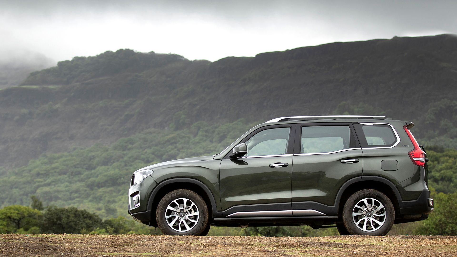 Mahindra started delivering Scorpio-N Z4 variant