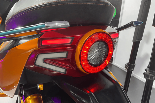 Everve Motors EF1 scooter Price in India 2022 - Features & December Offers