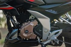 Bajaj Pulsar NS250 Price in India 2022 - December Offers & Features